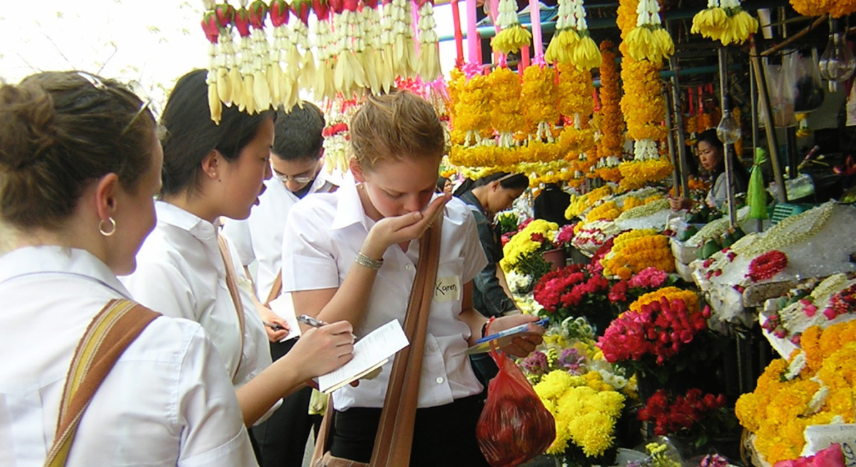 Study Abroad in Thailand with ISDSI